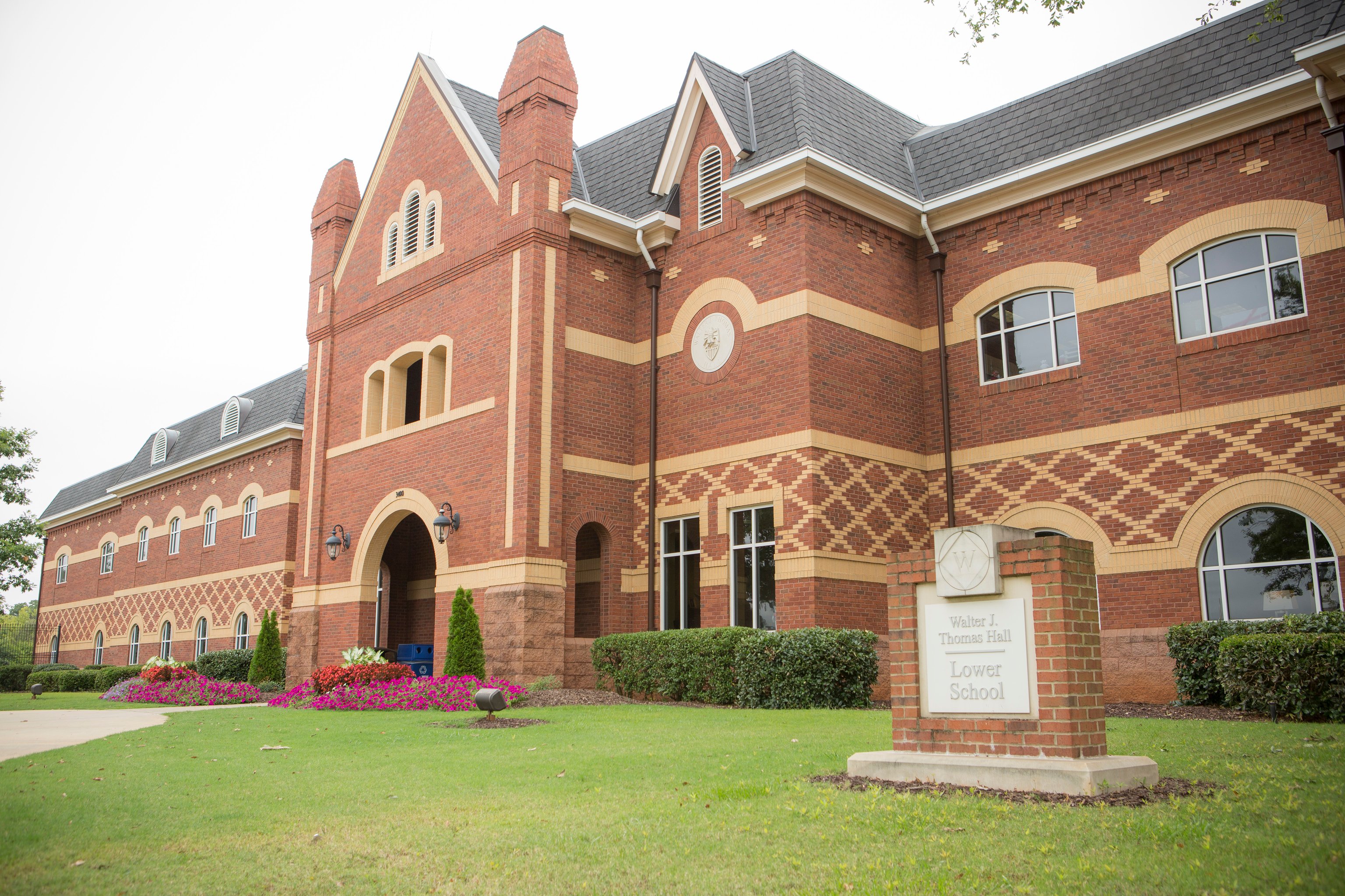 Register for a Woodward Academy campus tour
